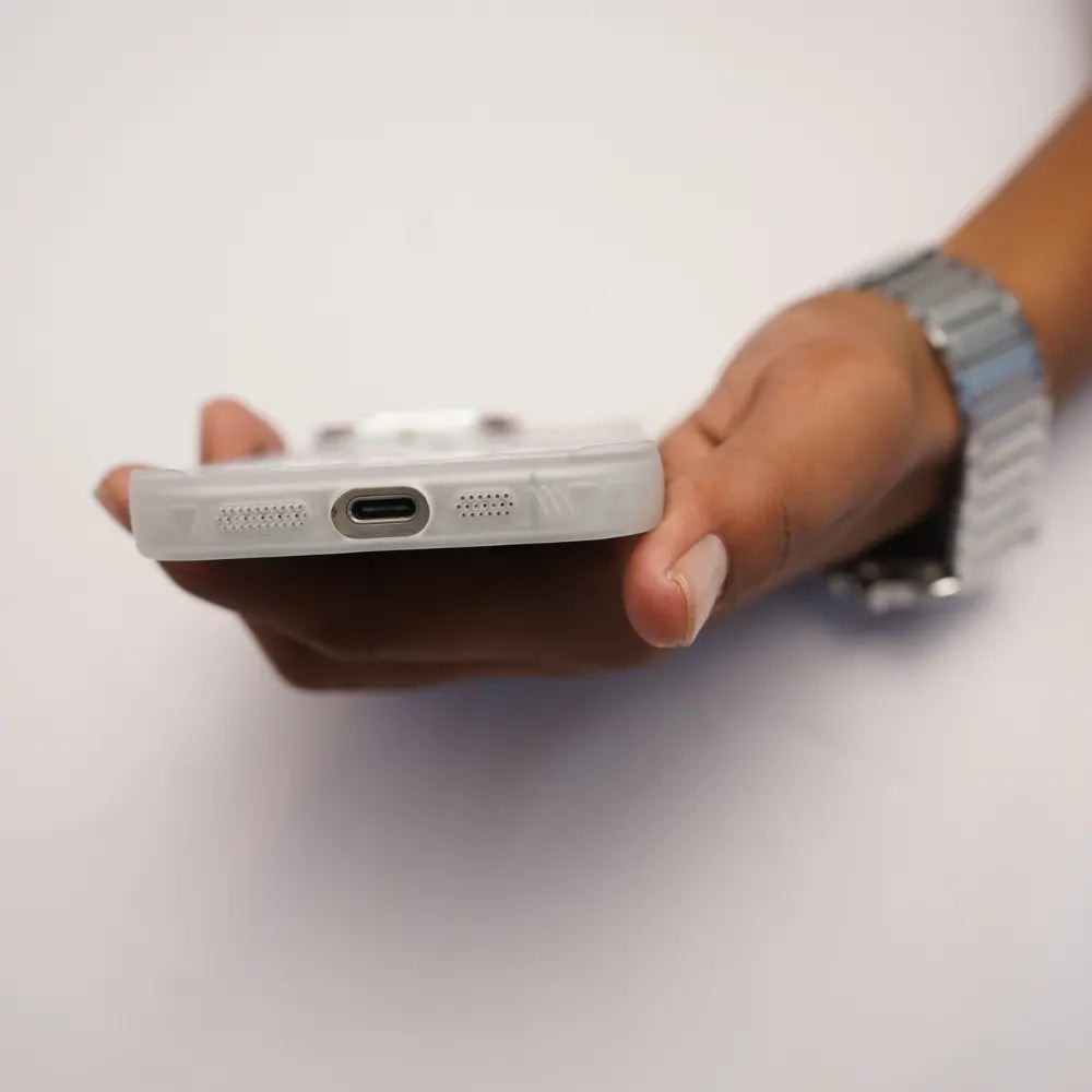 iPhone 13 Fashion Trendy Aesthetic Case White – NAMO COVERS